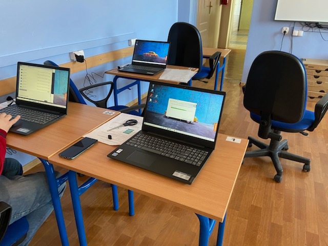 Gmina Dmosin - Zakup 29 laptopów ze środków Europejskiego Funduszu ... Gmina Dmosin - Zakup 29 laptopów ze środków Europejskiego Funduszu ...